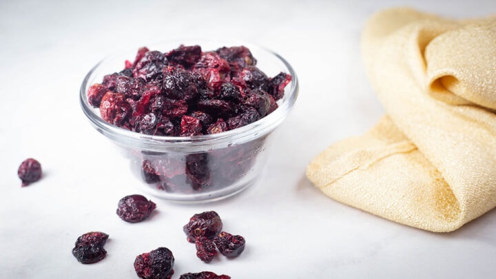How to Dehydrate Cranberries - The Salted Pepper