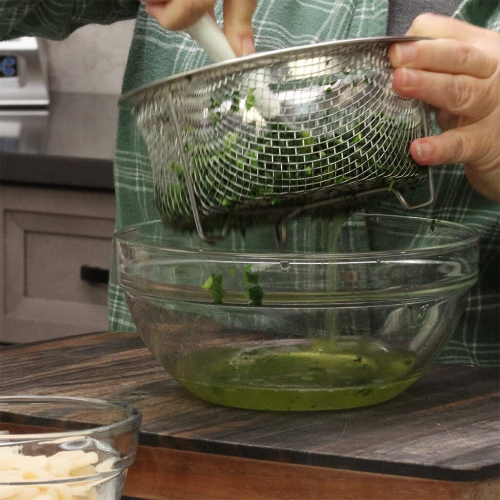 Cold Spinach & Artichoke Dip - The Salted Pepper